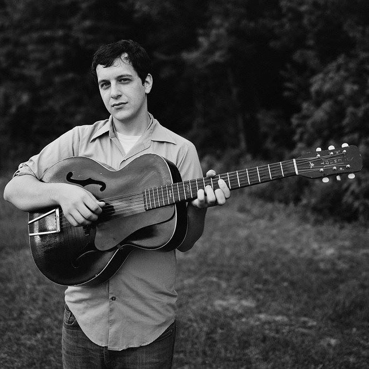 [PREMIERE] Ethan Fogus – Old Clothes – For The Rabbits