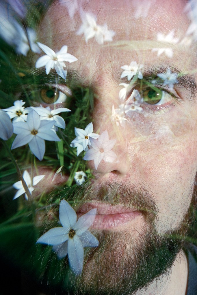 [PREMIERE] Mikey Collins – Anchor In The Sea – For The Rabbits