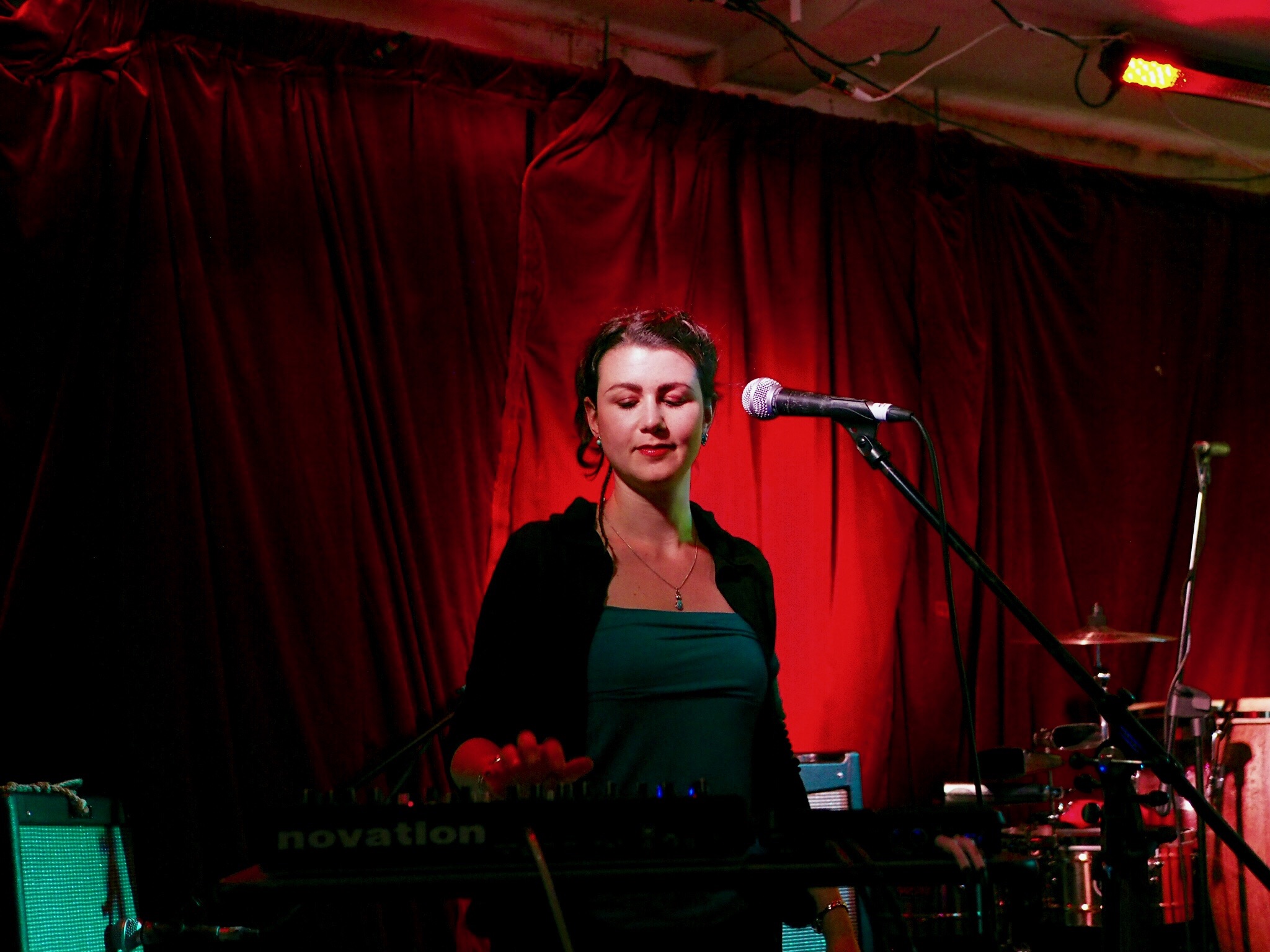 Get To Know – th’sheridans – For The Rabbits