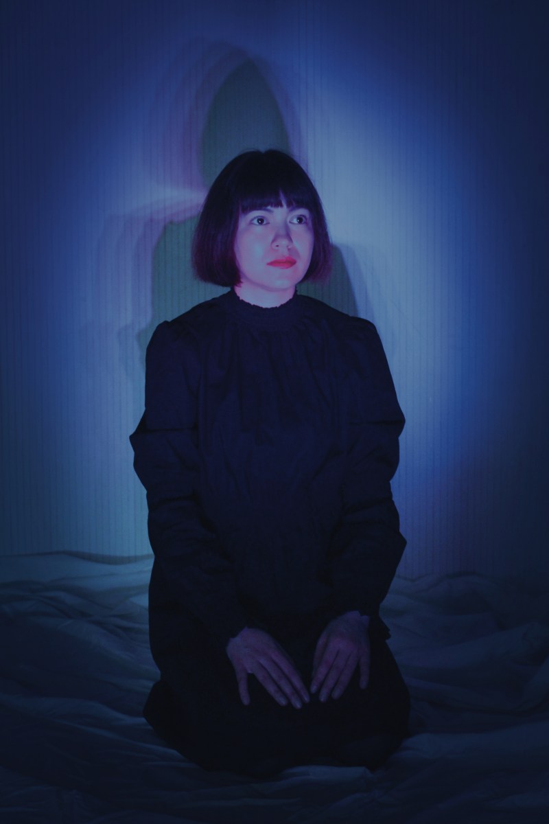 [PREMIERE] Helen Ganya – Haze/Revolution – For The Rabbits